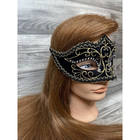 Monica 1016 Pier 1 Imports | Accessories | Mardi Gras Masquarade Mask ...